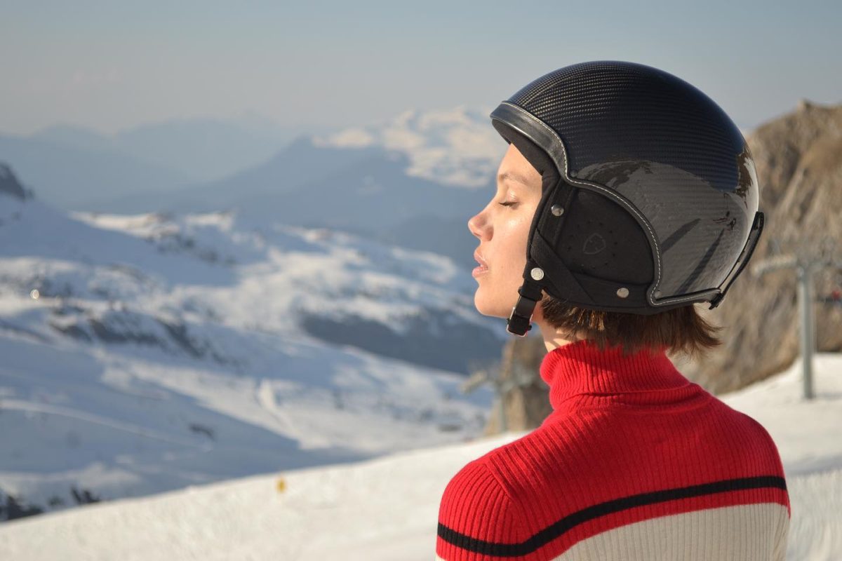 6 Reasons to Wear a Helmet When Skiing – Egide Helmets
